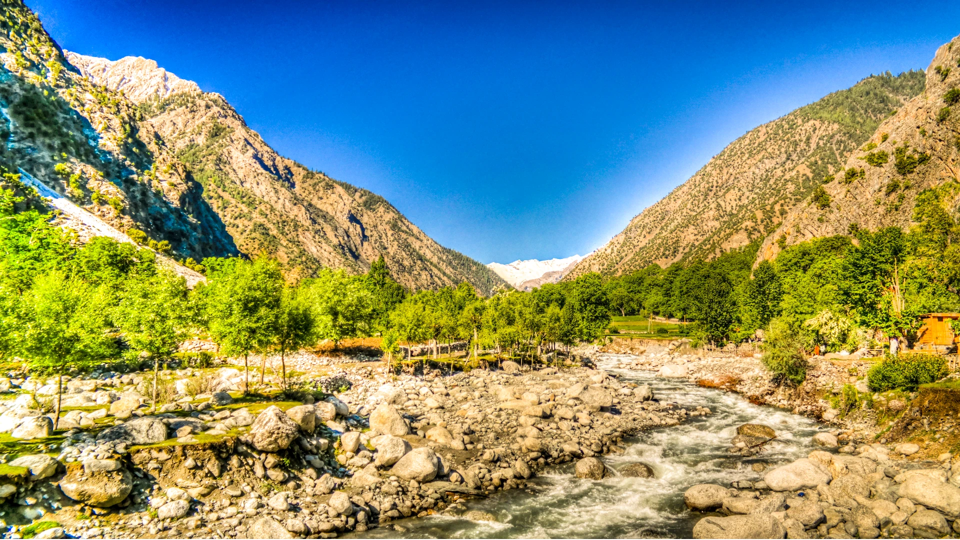 Pakistan Tourist Destinations: Culture, Beauty, Adventure.